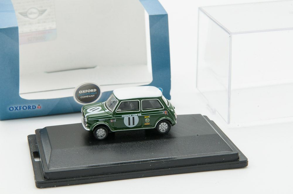 Mini Cooper S MK II #11 J.Rhodes - SCALA Modellautvertrieb
